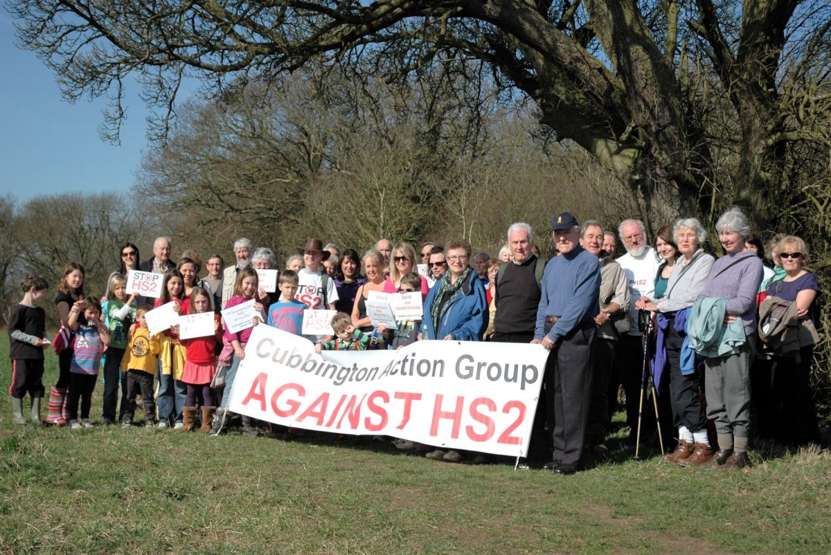 Tribute paid to Cubbington's historic pear tree - The Leamington Observer