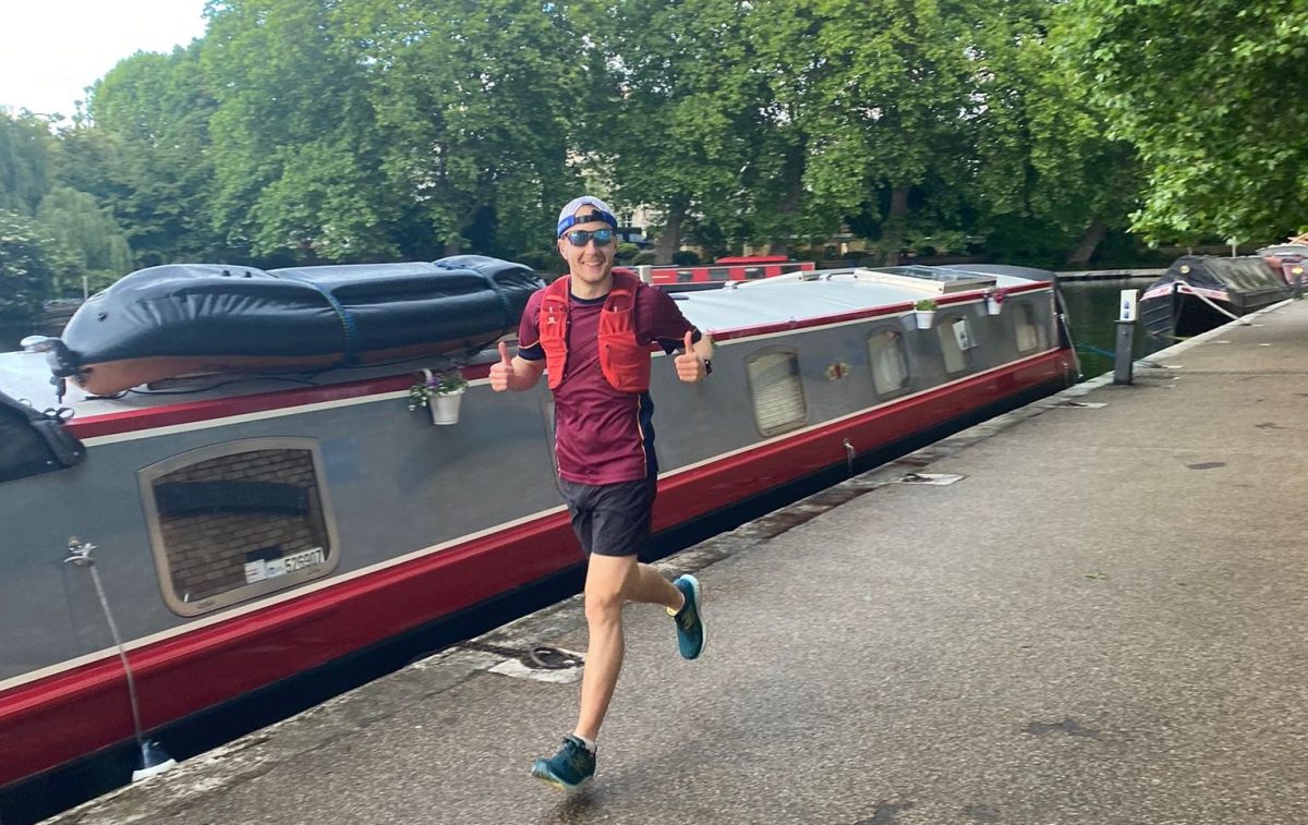 Former Warwick man passes through home town as part of ultra 145-mile ...
