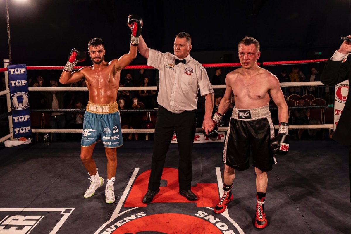 BOXING - Quartermaine protects unbeaten record with easy points victory ...
