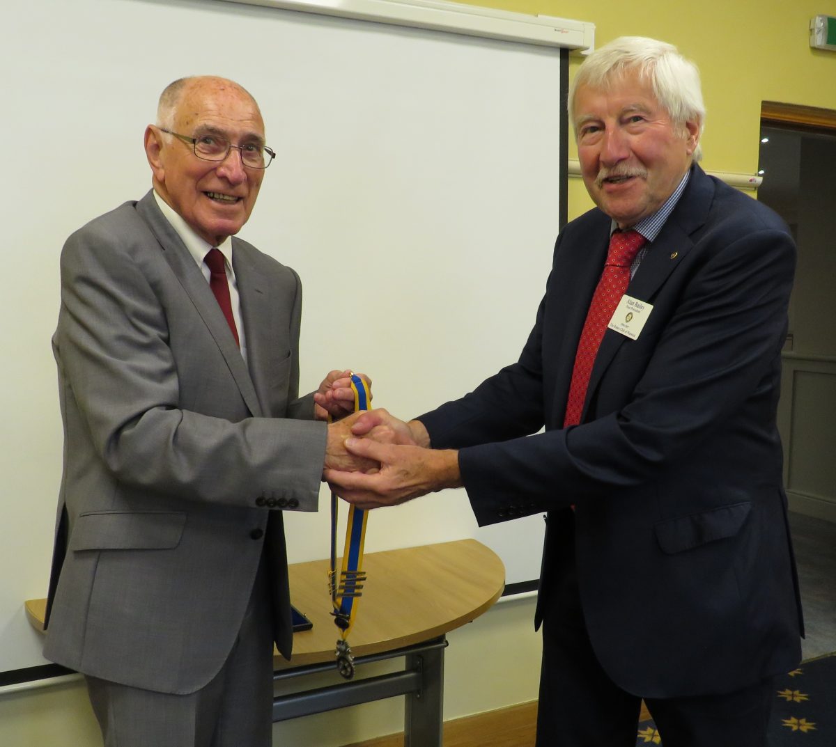 A new president takes the reigns at Warwick Rotary Club - The ...