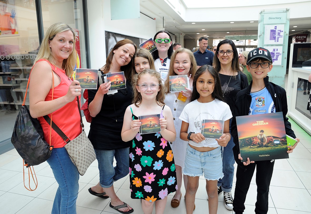 Pop star Tom Grennan meet fans in Leamington - The Leamington Observer